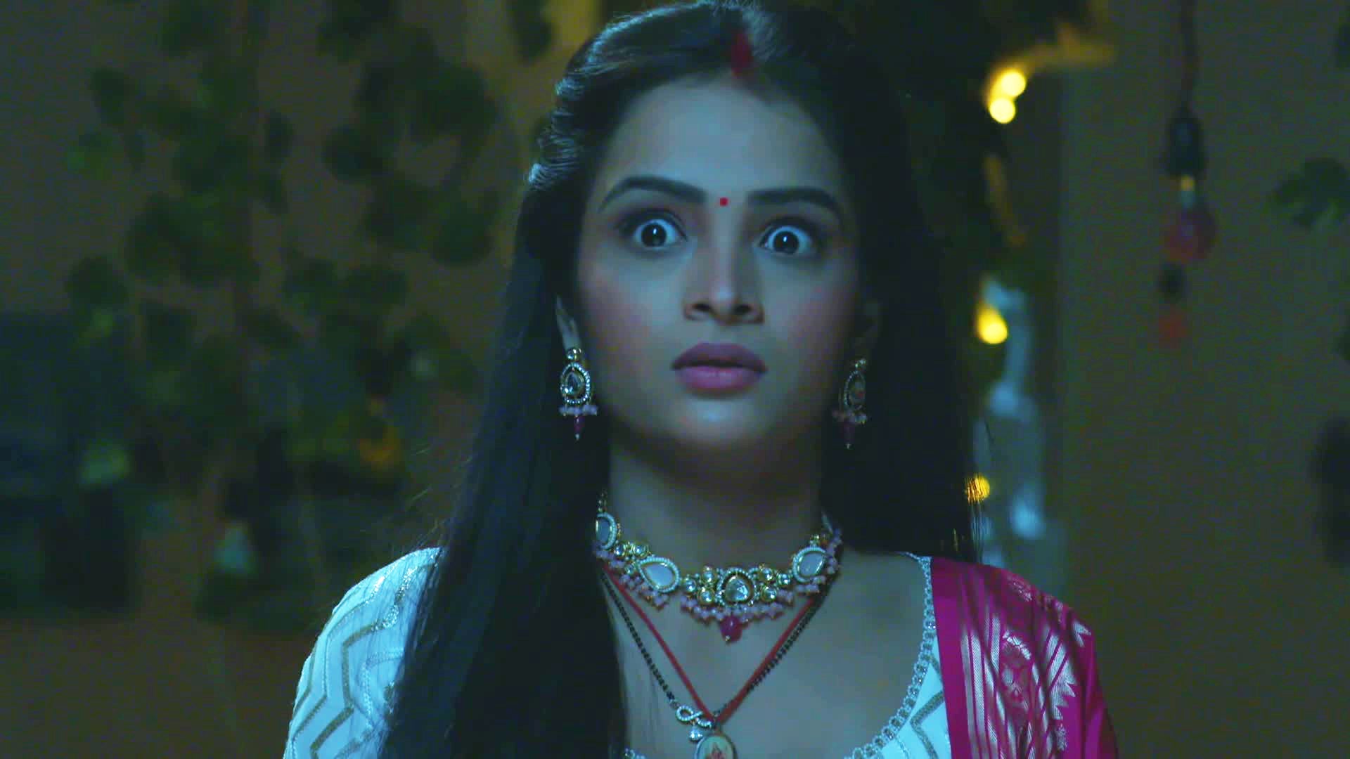 Watch Suhaagan S1 Episode 345 on JioHotstar