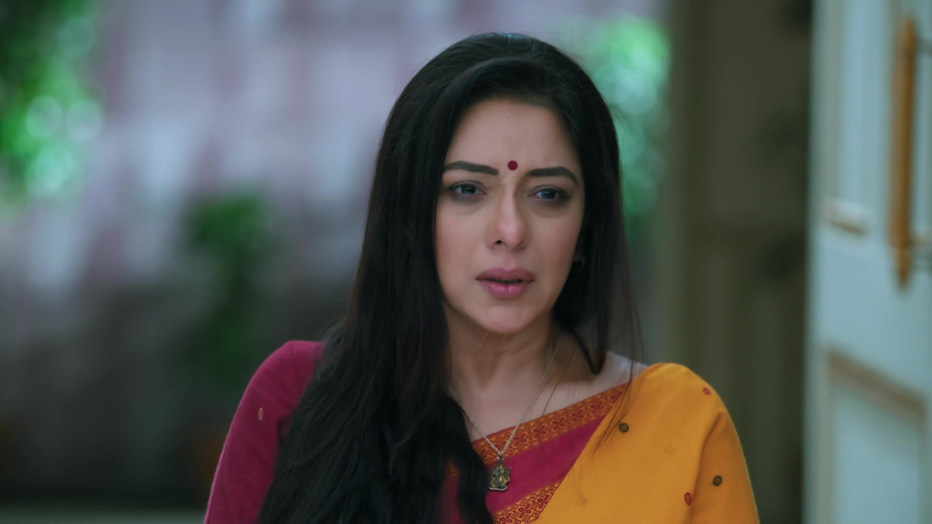Stream Anupama's Past Holds Her Back Season 1 Episode 1729 – Anupama's ...