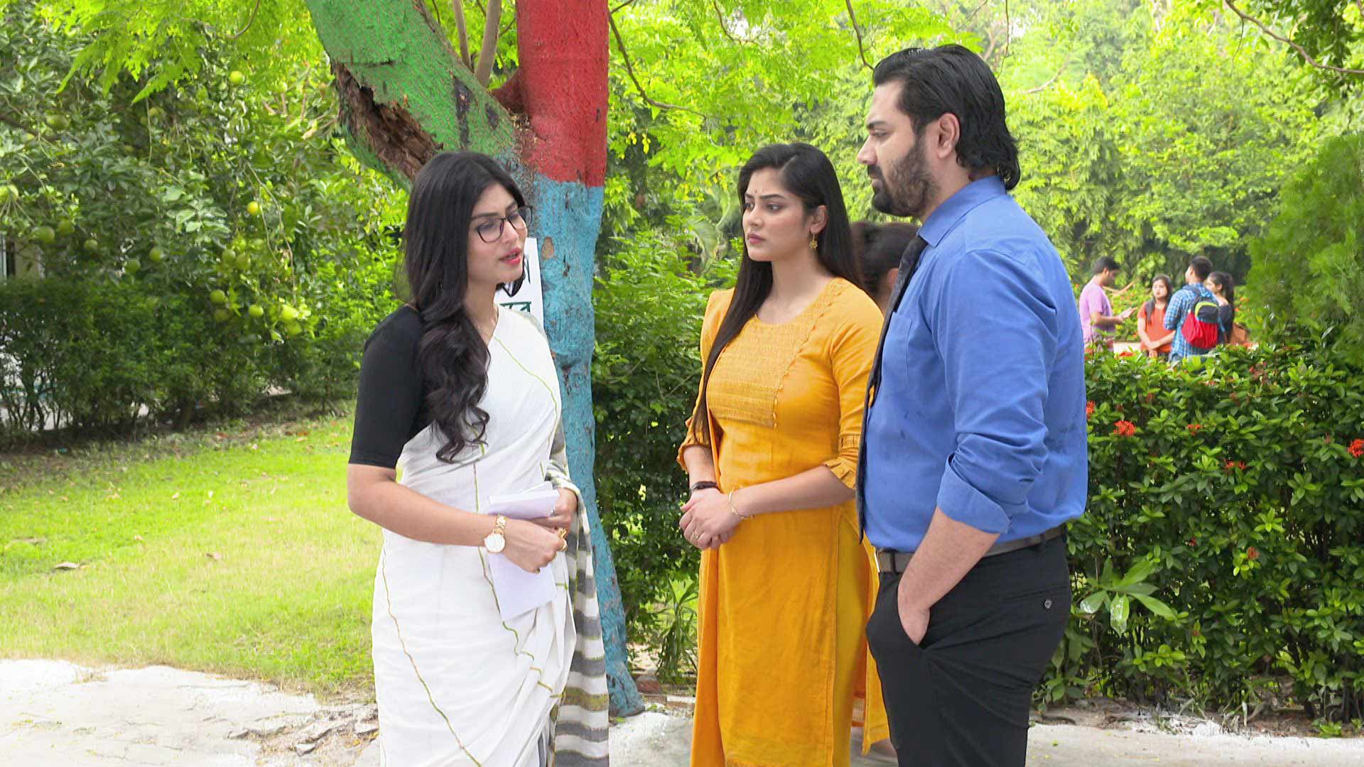 Watch Mohor S1 Episode 568 on JioHotstar