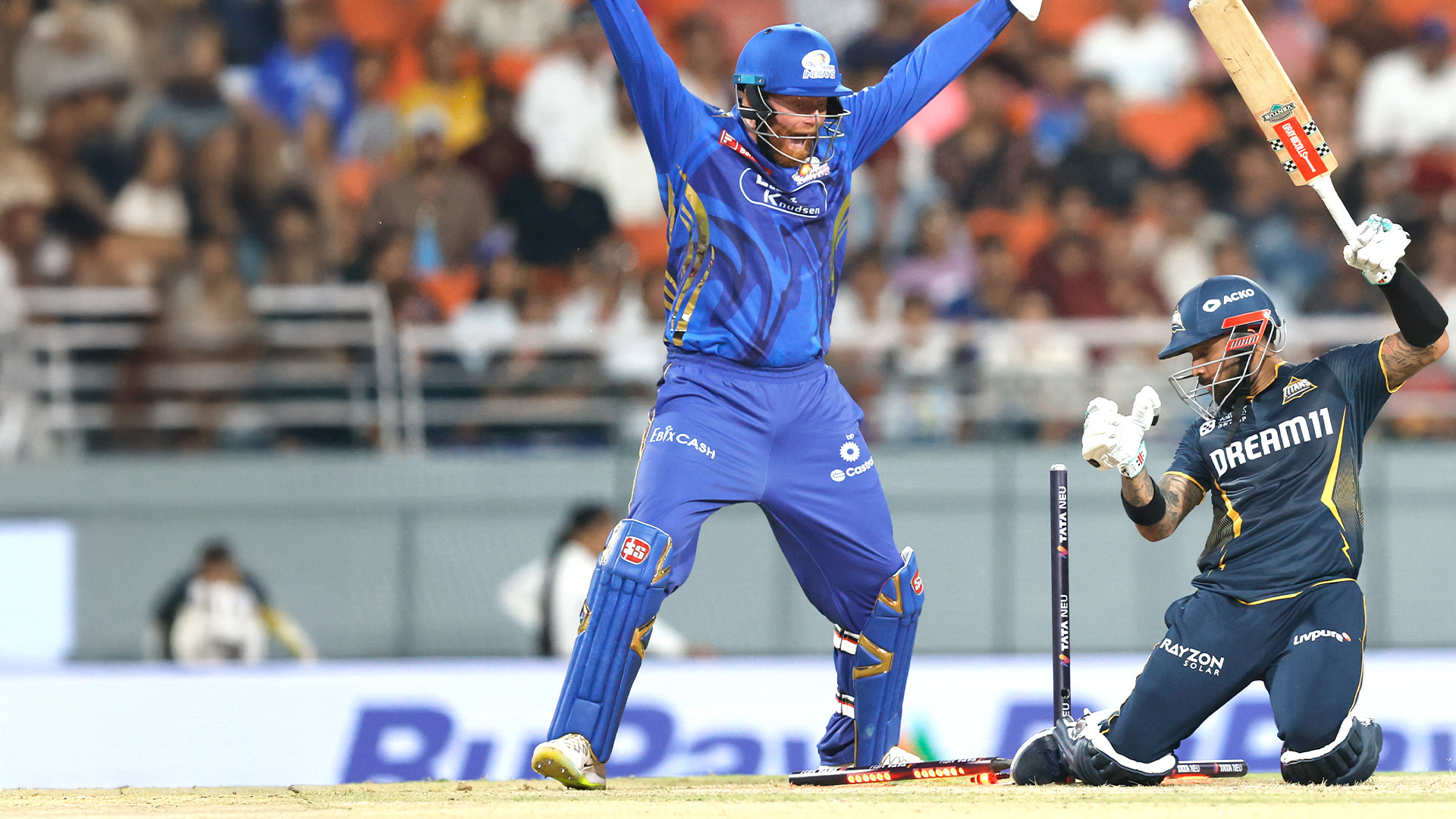 Bizarre! Mendis Gets Hit Wicket