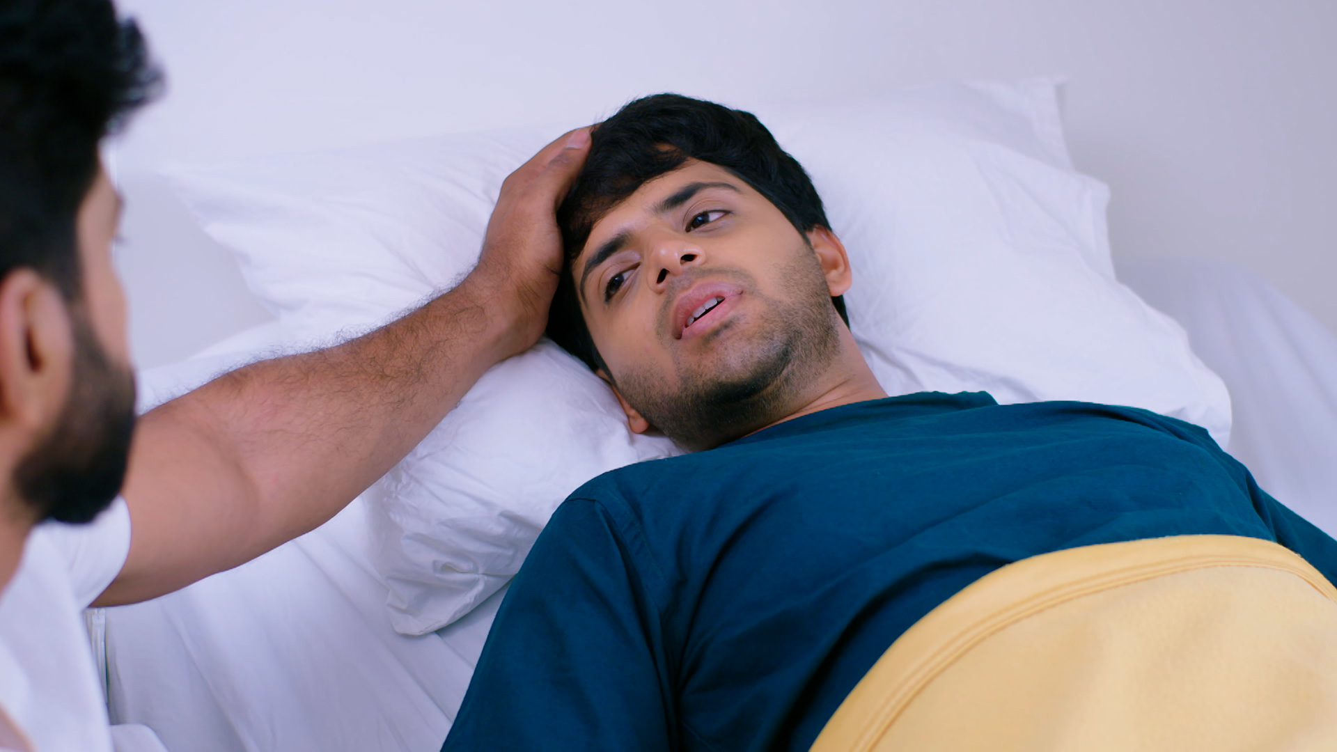 Watch Karimani S1 Episode 355 on JioHotstar