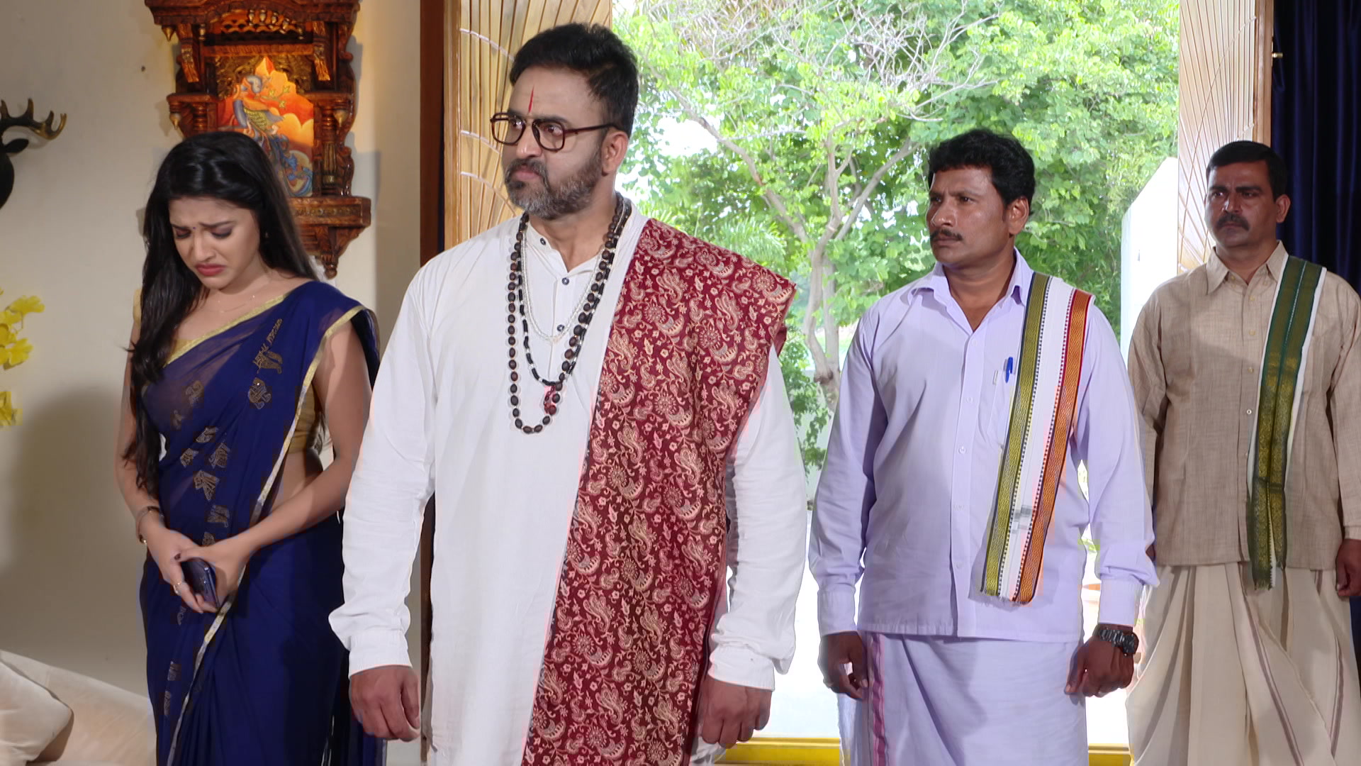 Watch Bangarada Panjara S1 Episode 144 on JioHotstar