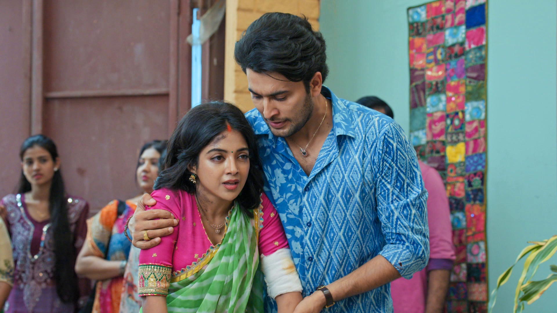 Watch Aankh Micholi S1 Episode 76 on JioHotstar