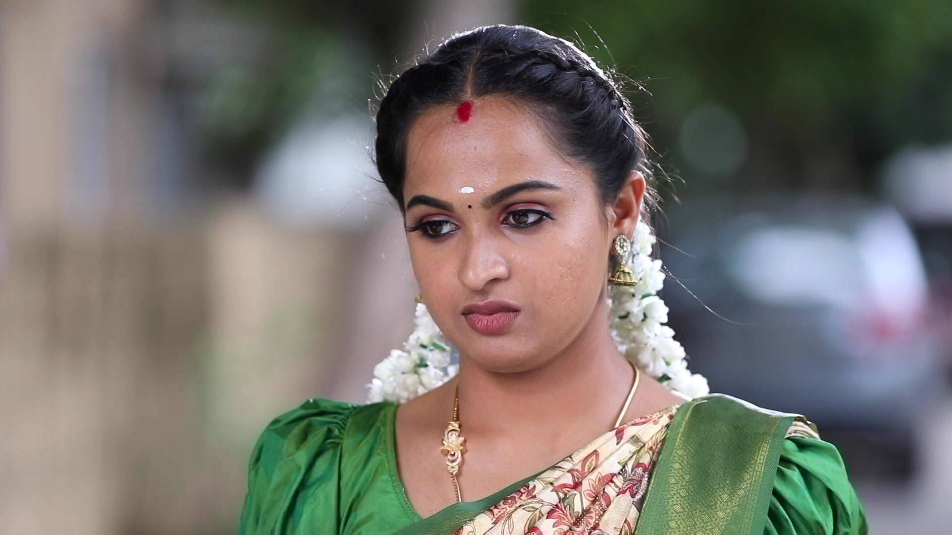 Watch Sakthivel Episode 290 on JioHotstar