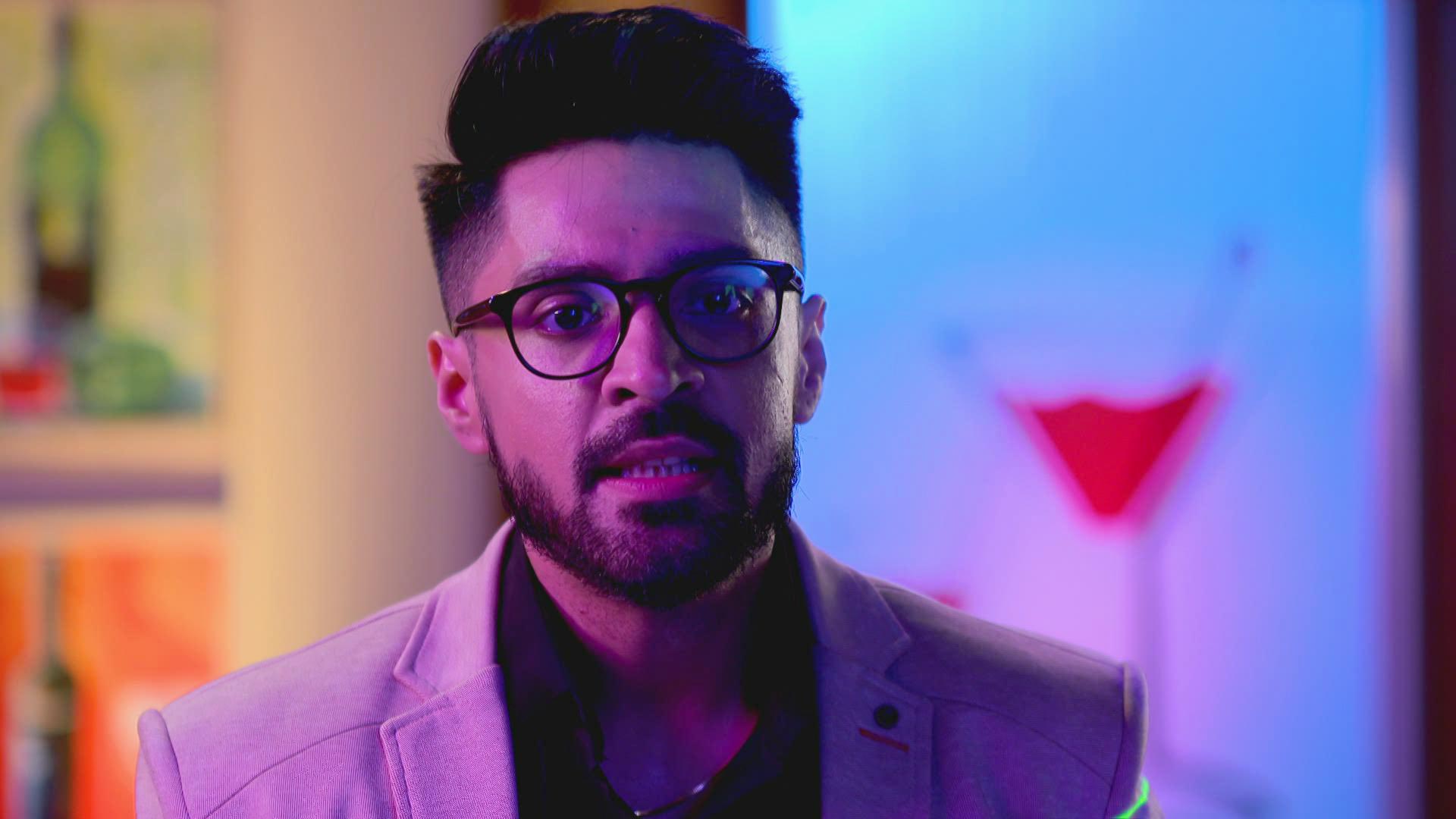 Watch Gaatchora Episode 215 on JioHotstar