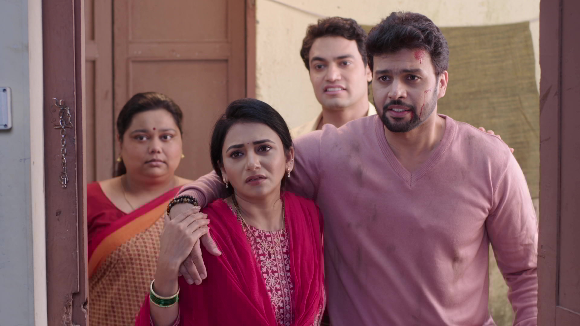 Watch Tharala Tar Mag Episode 691 on JioHotstar