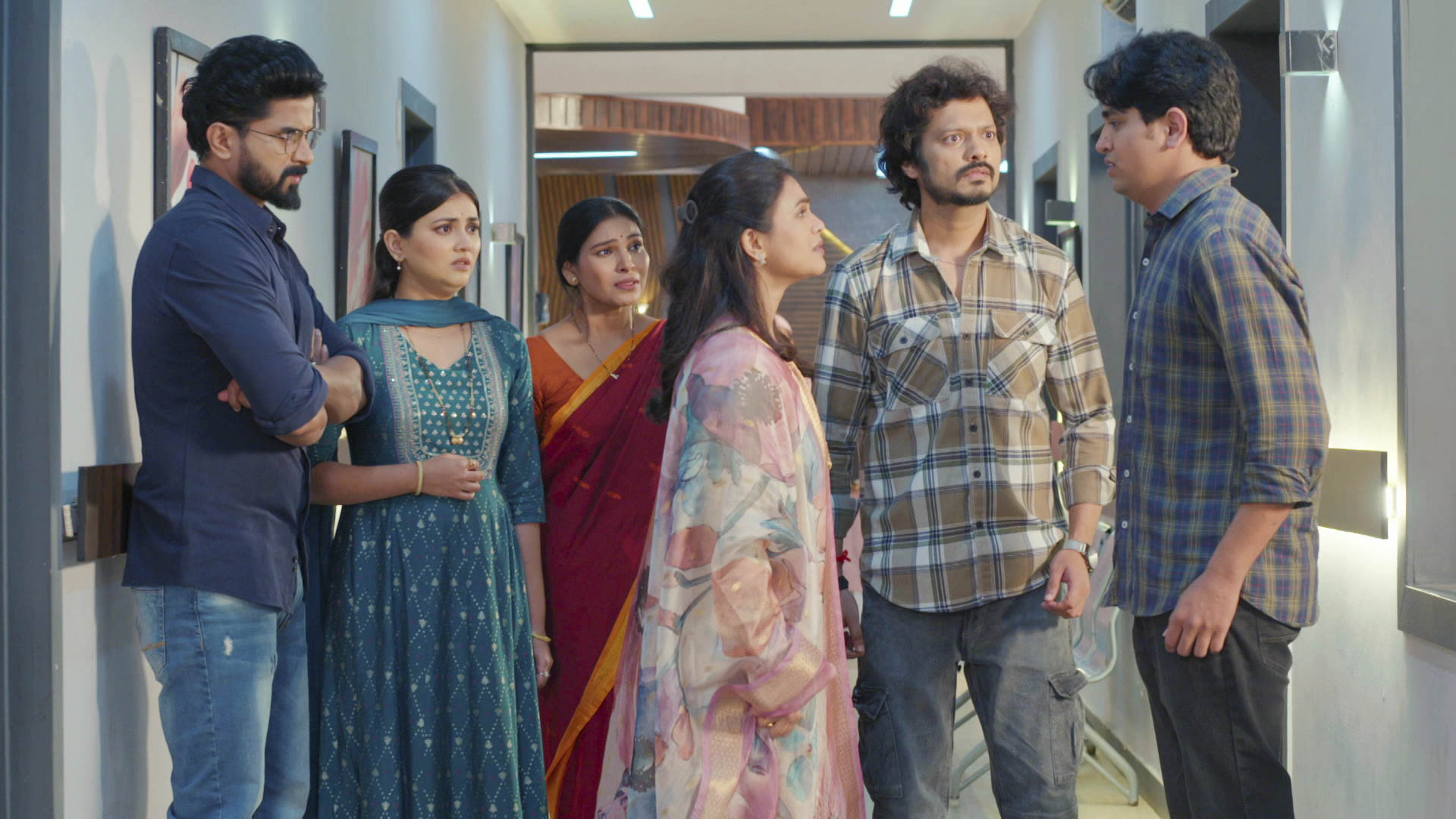 JioHotstar - Watch TV Shows, Movies, Specials, Live Cricket & Football