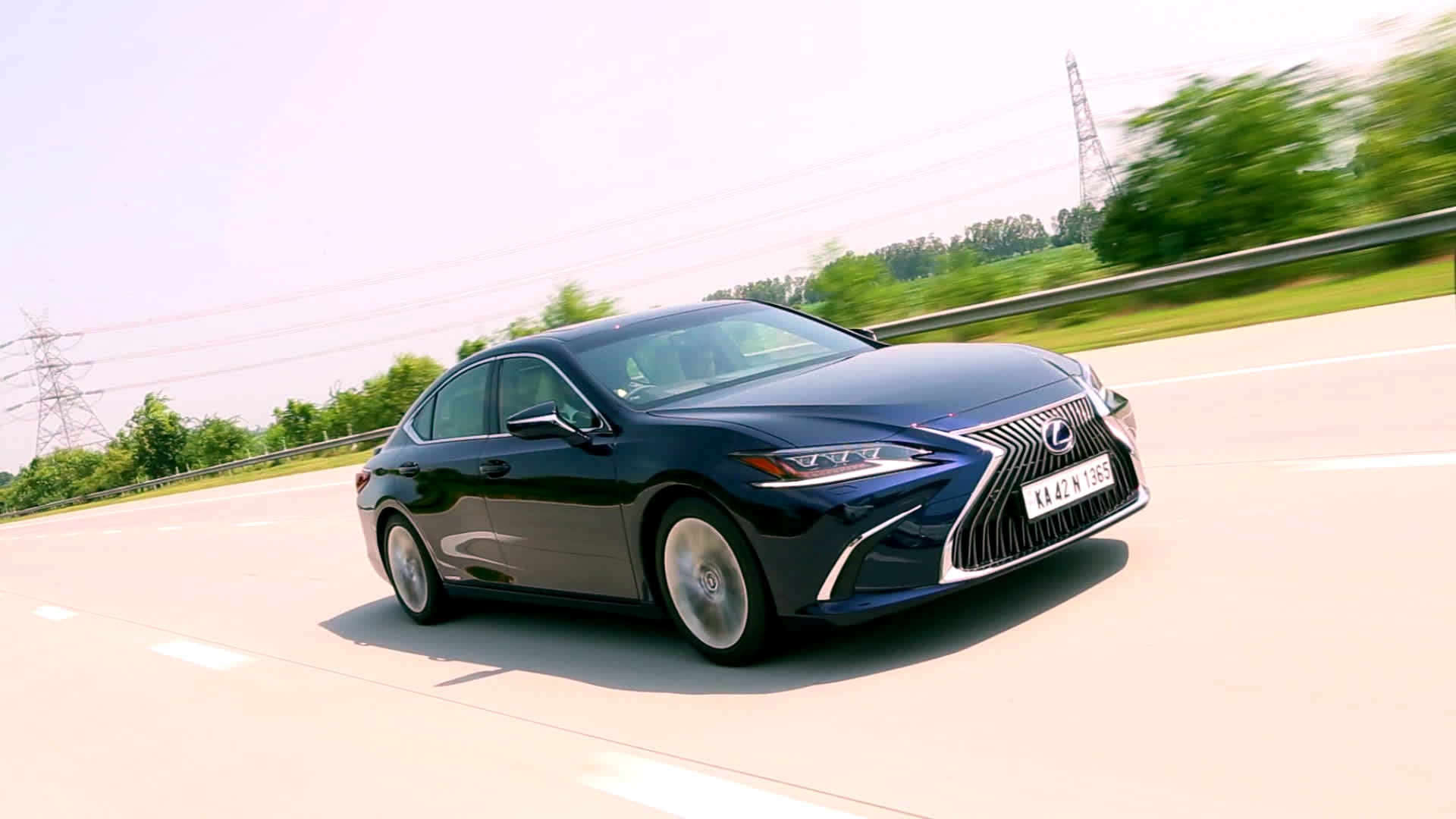 Watch Autograph - The Motor Show S15 Episode 29 on JioHotstar