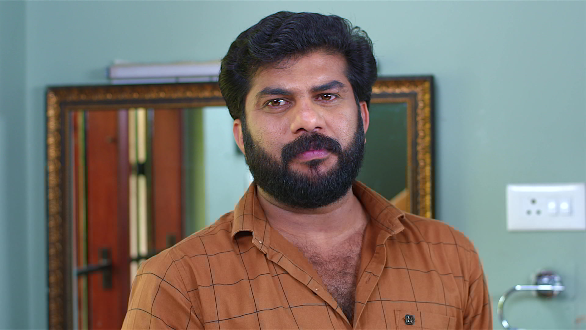 Watch santhwanam only on Watcho