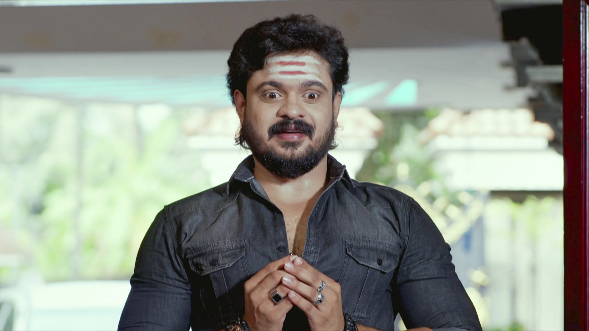 Watch Chempaneer Poovu S1 Episode 622 on JioHotstar