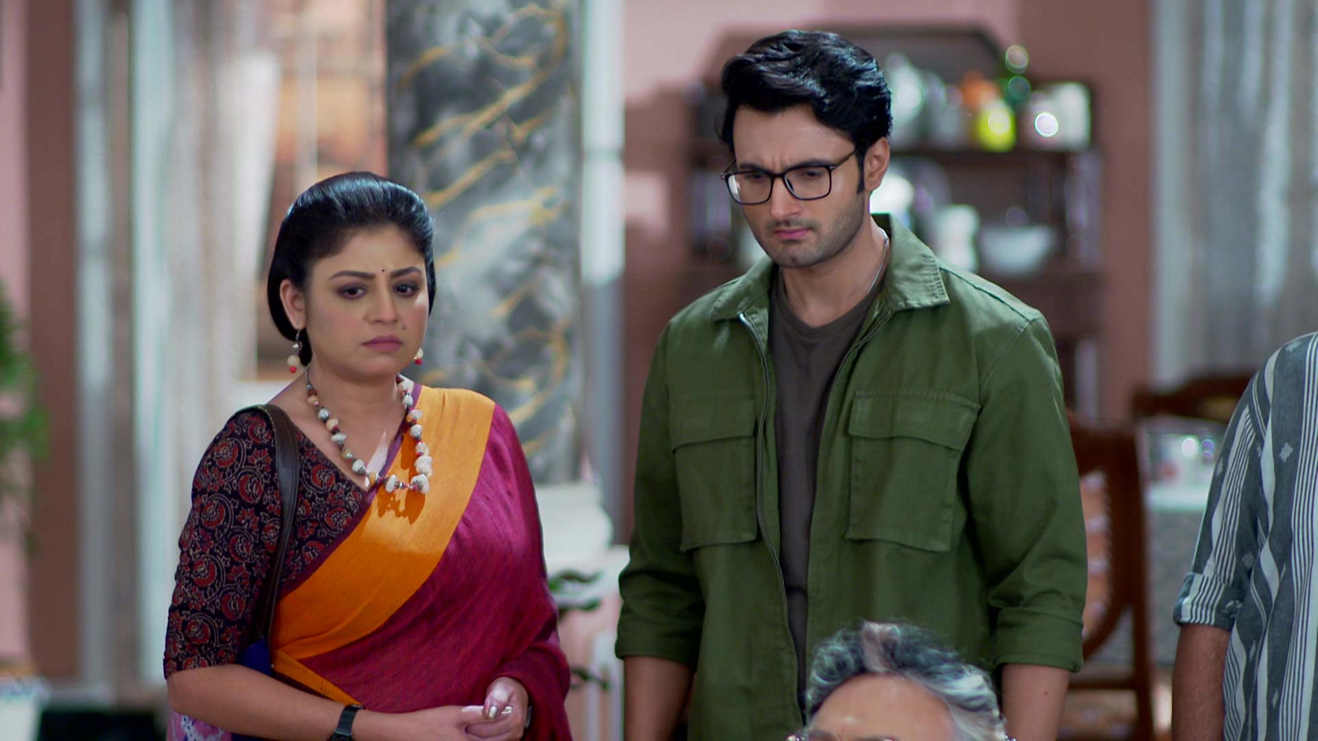 Watch Roshnai S1 Episode 355 on JioHotstar