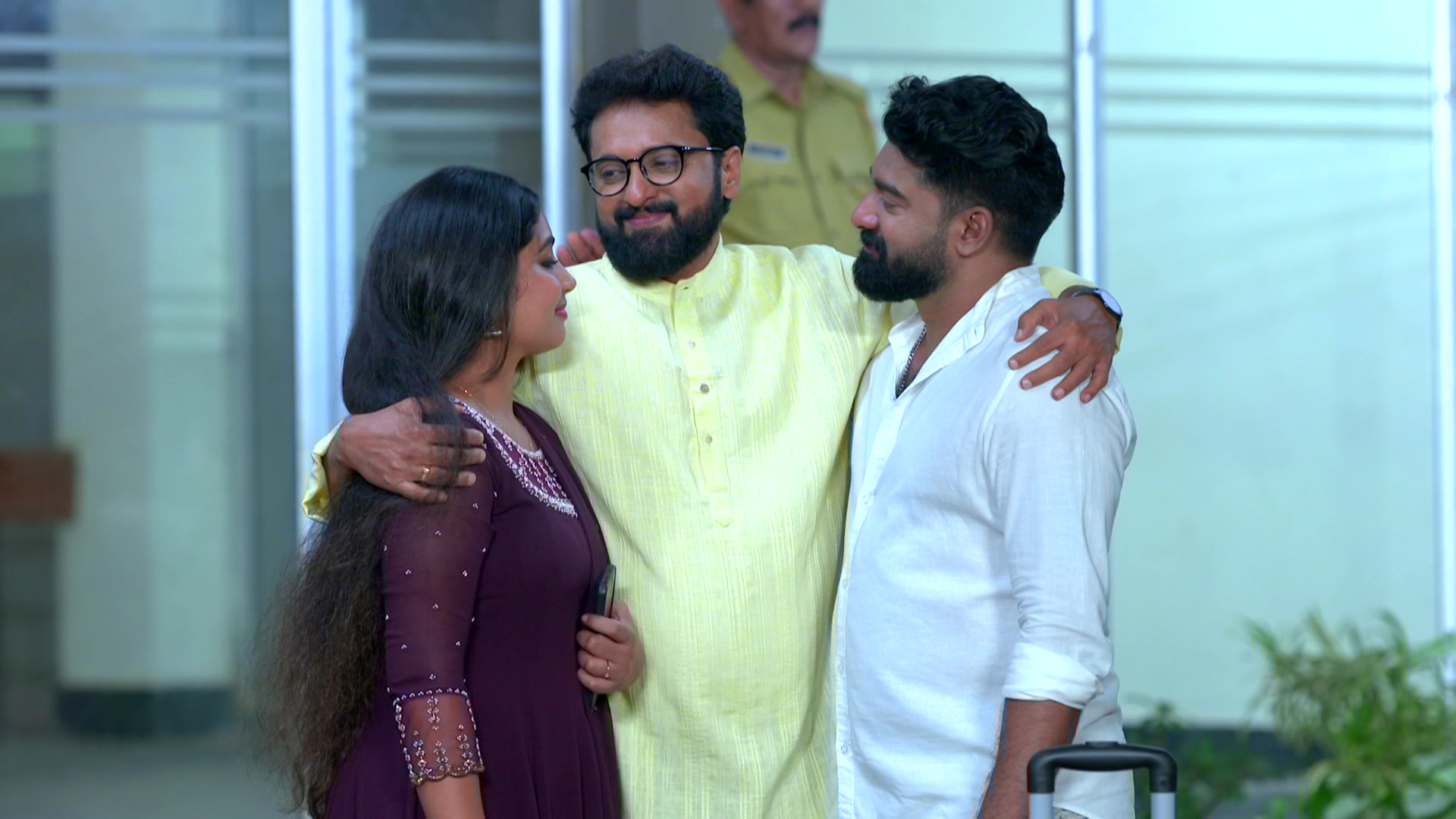 Watch Koodevide Episode 686 on JioHotstar