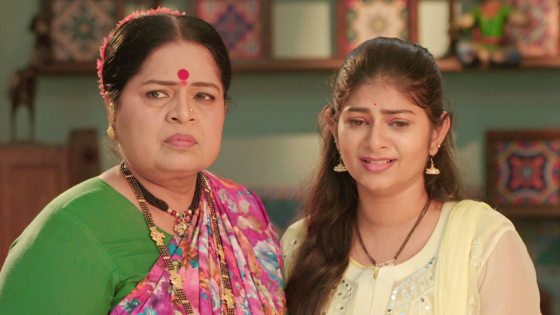 Watch Premachi Goshta S1 Episode 562 on JioHotstar