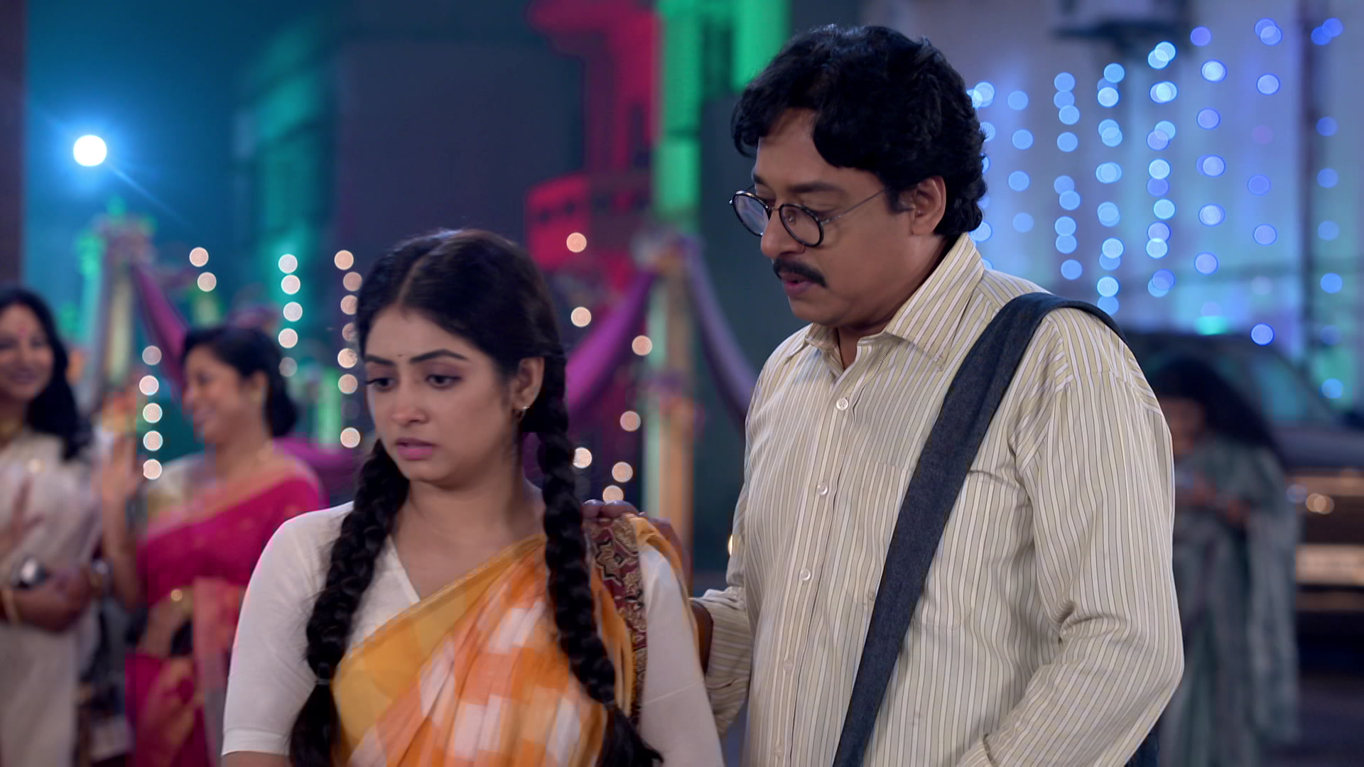 Watch Bangla Medium S1 Episode 12 on JioHotstar