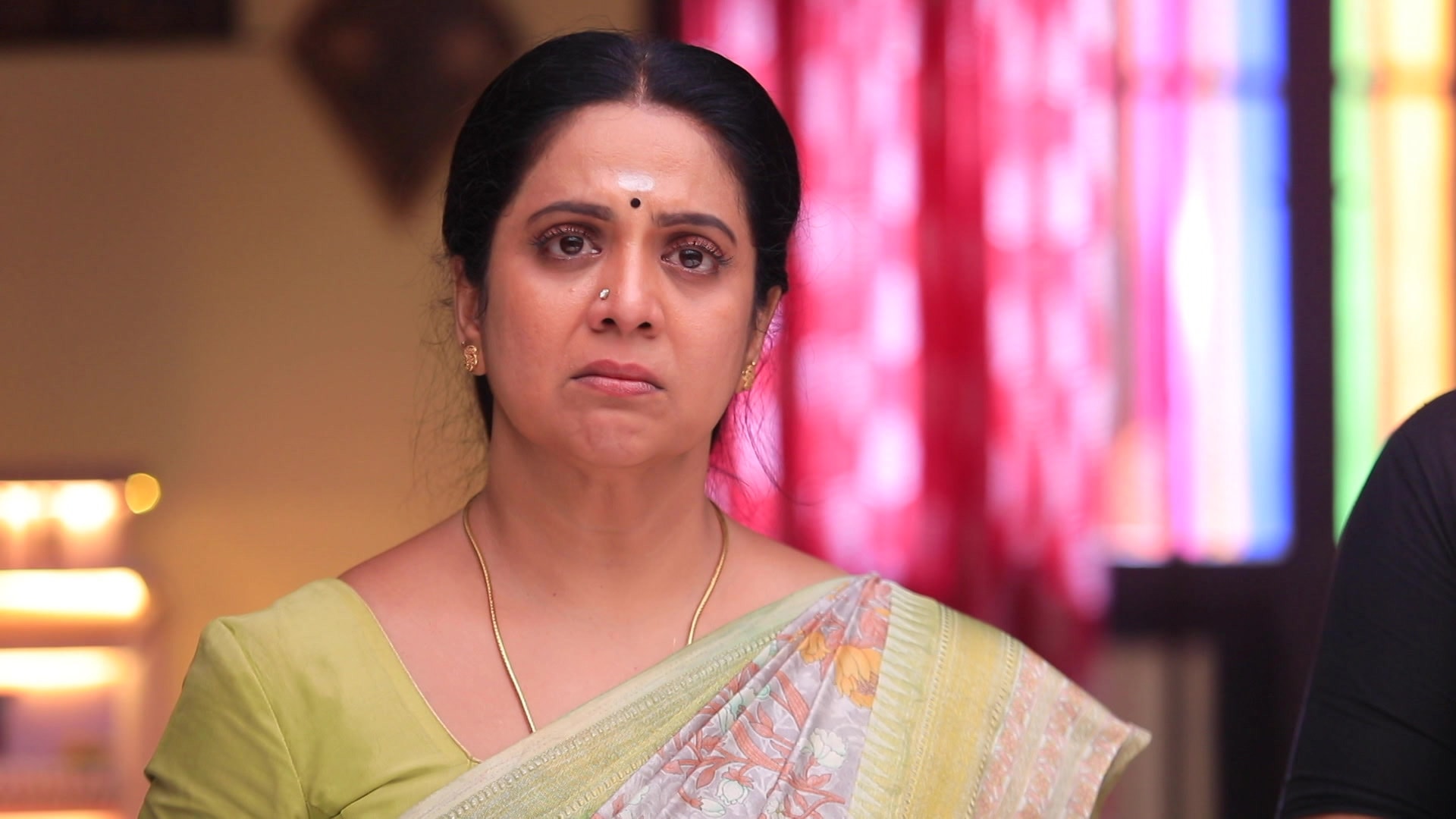 Watch Dhanam S1 Episode 250 on JioHotstar