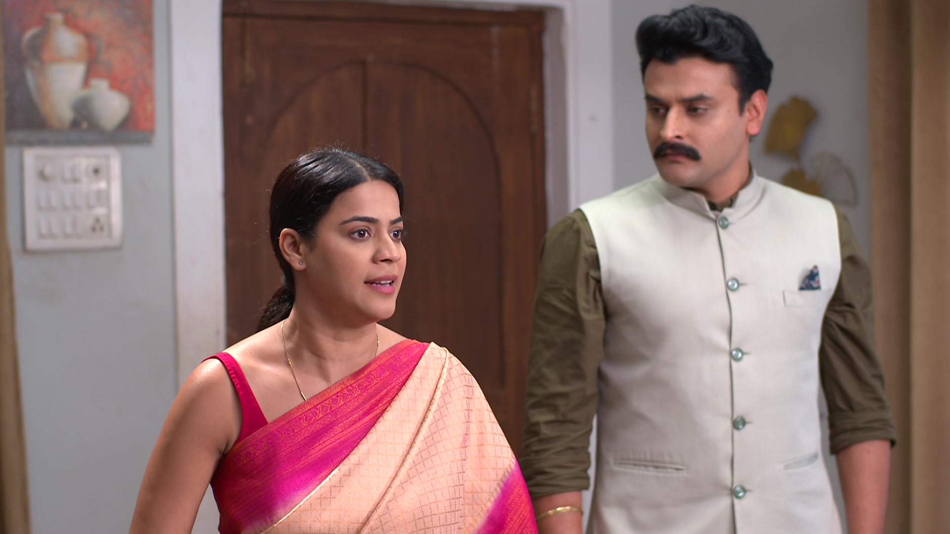 Watch Gharo Ghari Maatichya Chuli S1 Episode 490 on JioHotstar