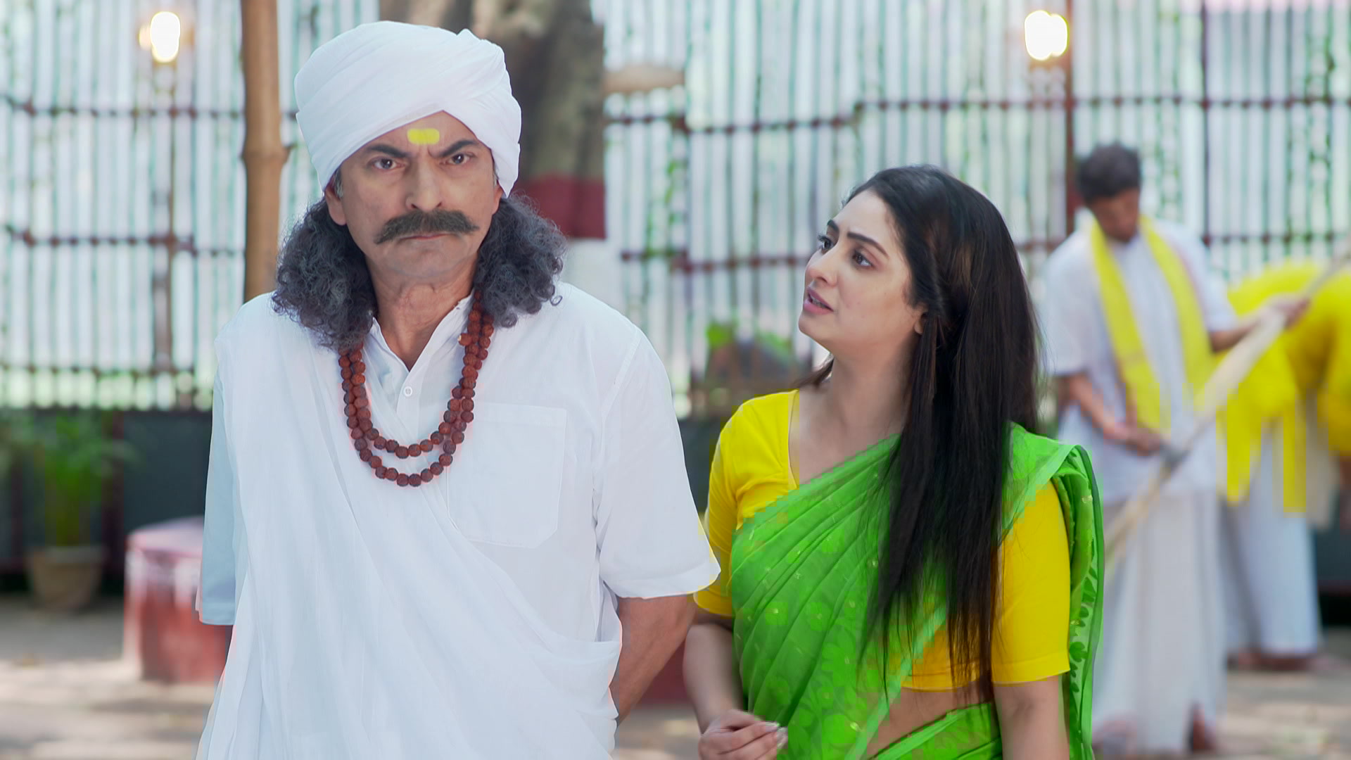 Watch Roshnai Episode 356 on JioHotstar