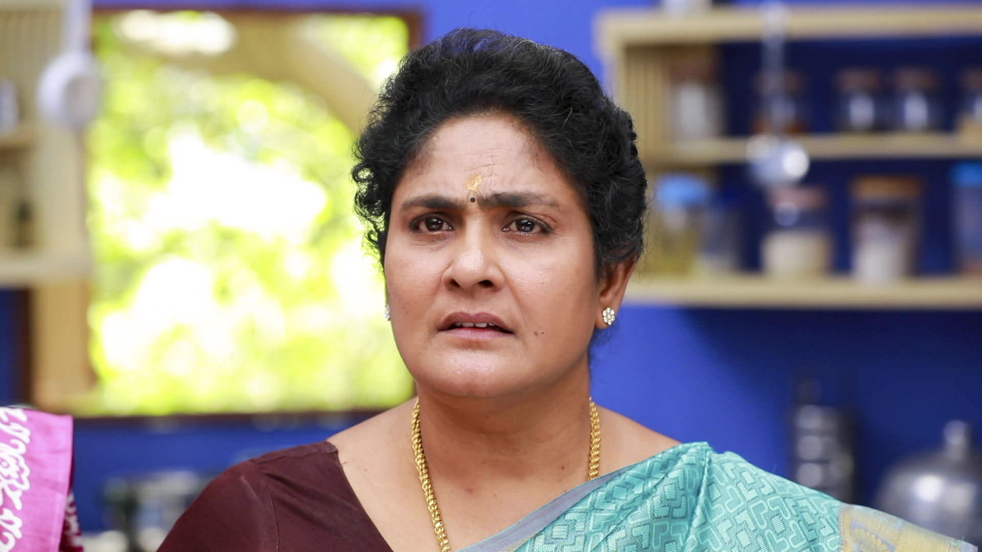 Watch Mahanadhi S1 Episode 559 on JioHotstar