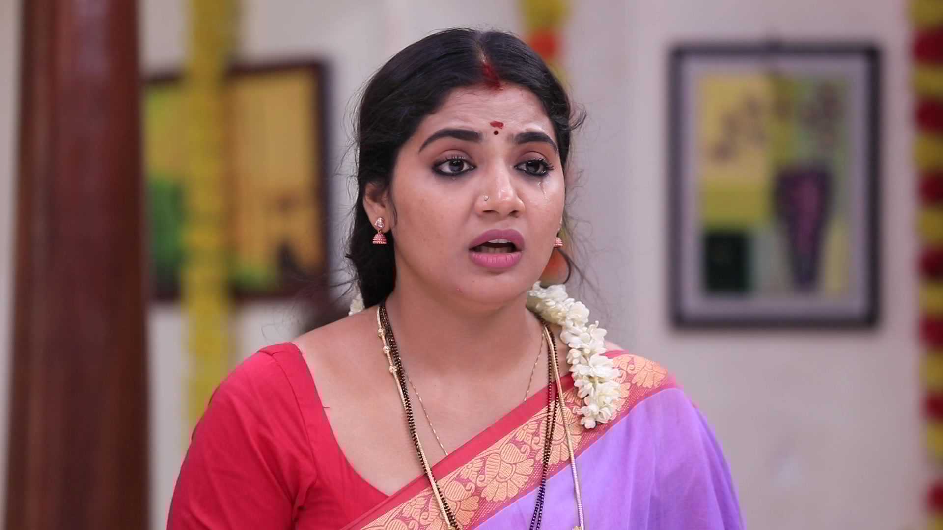 Watch Chellamma Episode 717 on JioHotstar
