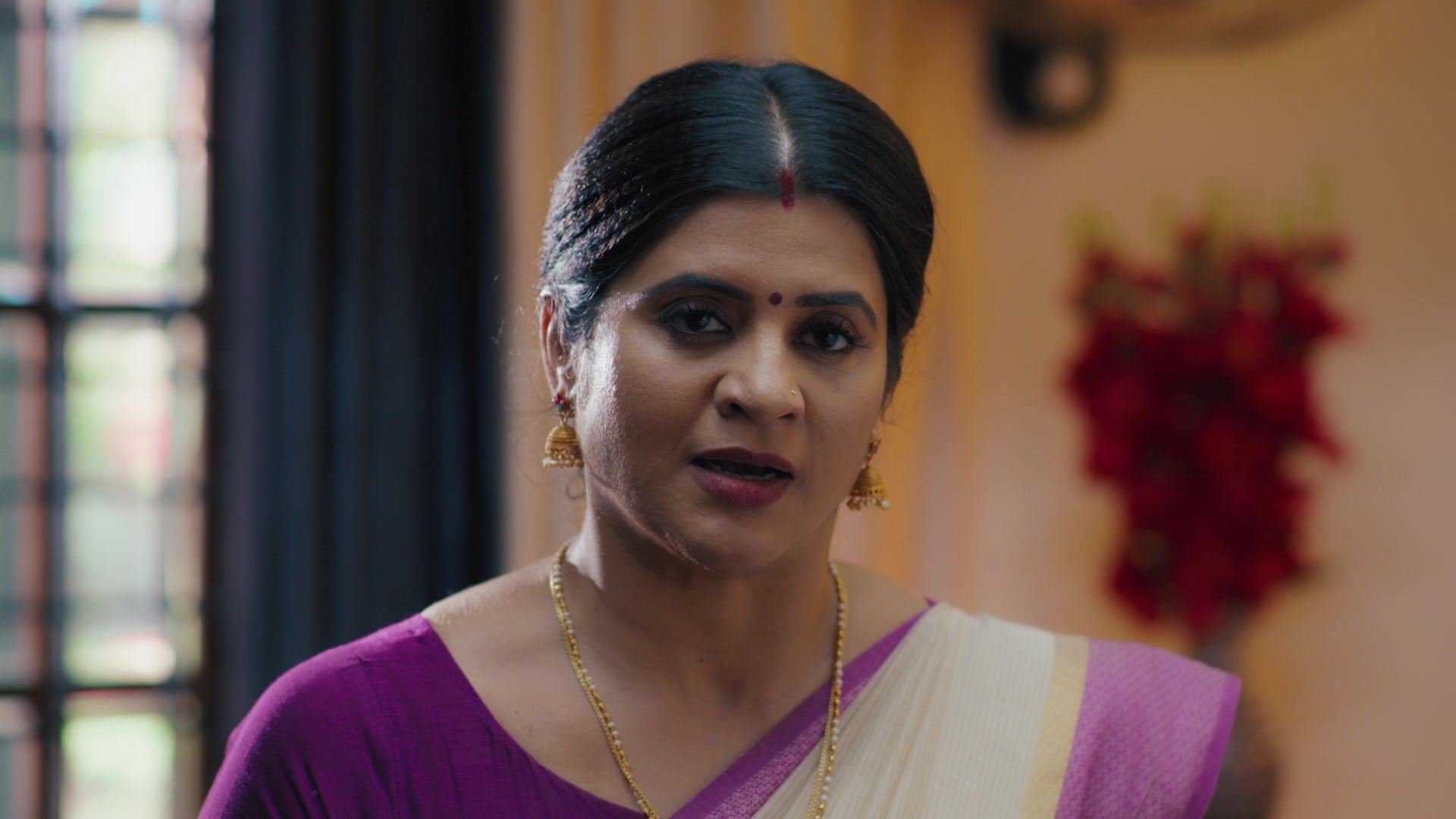 Watch Chempaneer Poovu S1 Episode 5 on JioHotstar