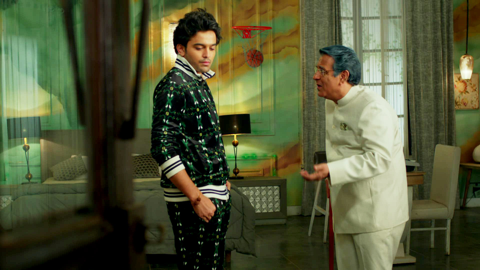 Watch Banni Chow Home Delivery Episode 191 on JioHotstar