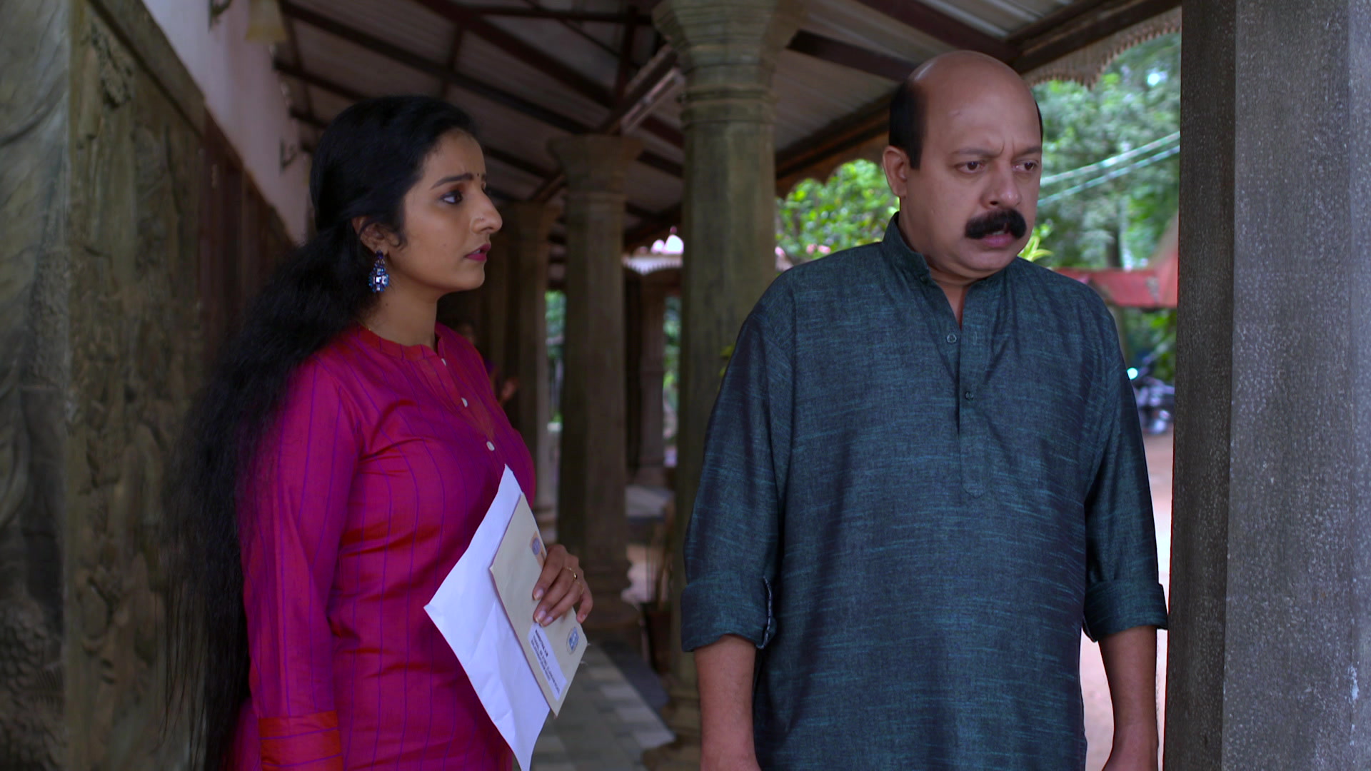 Watch Vasu Disagrees with Nanditha Online