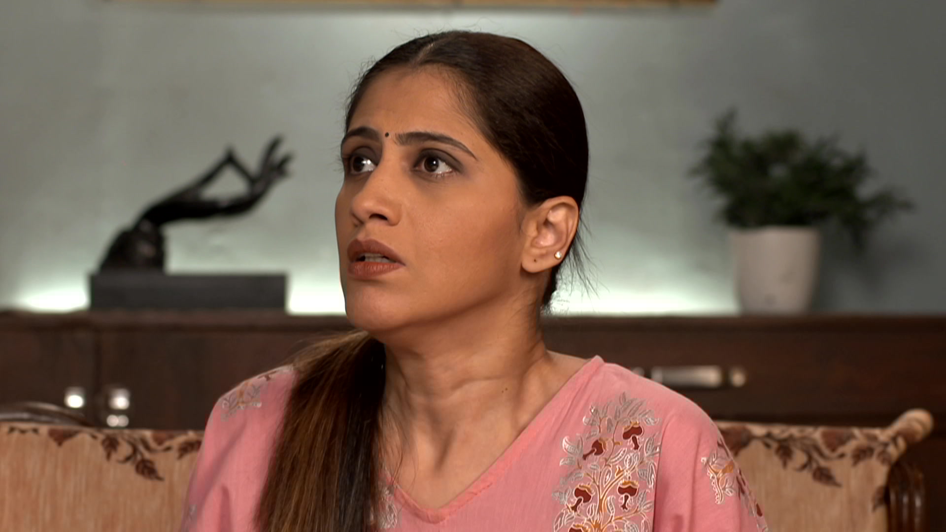 Watch Thoda Tuza Ani Thoda Maza Episode 121 on JioHotstar