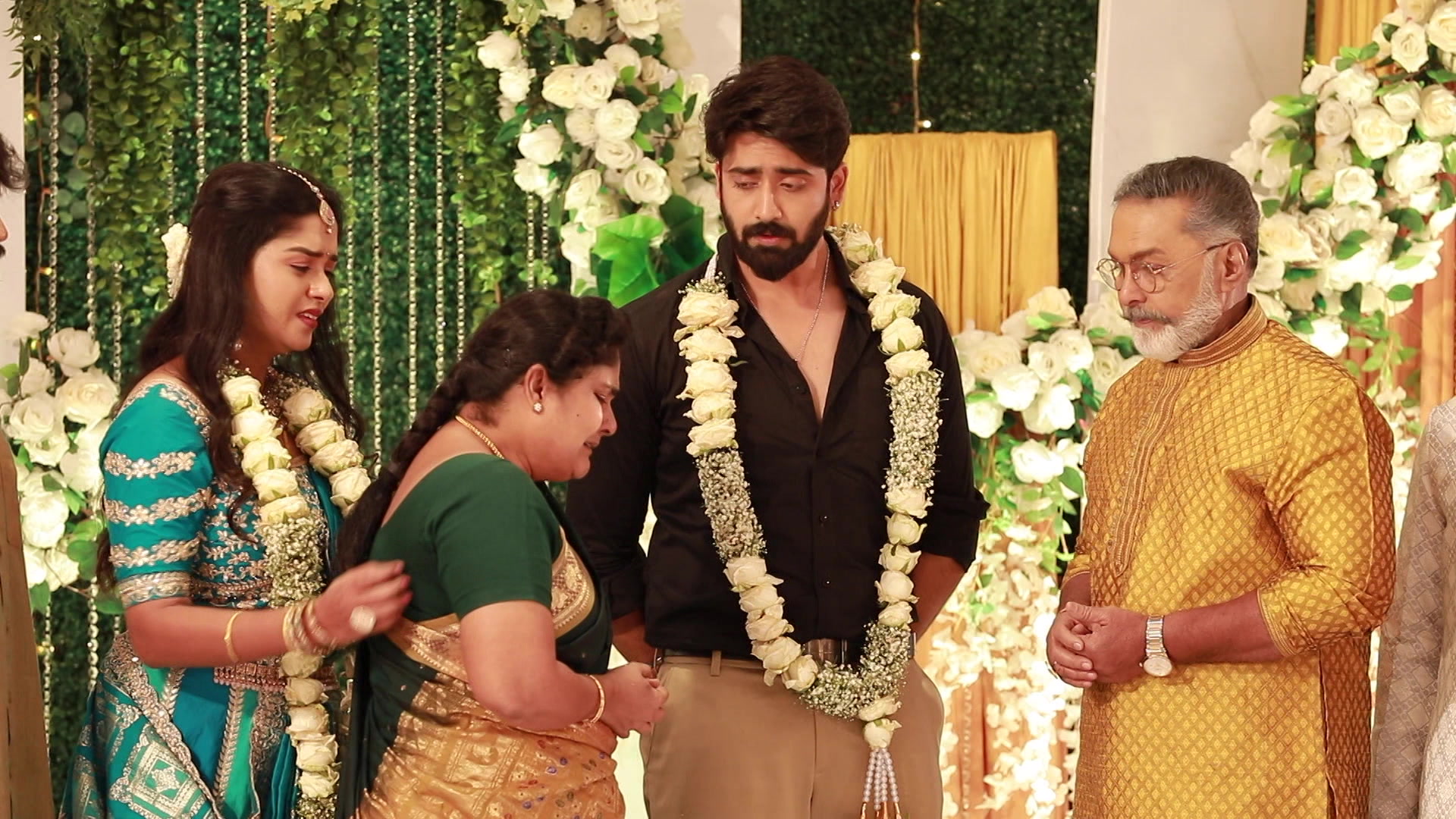 Watch Mahanadhi S1 Episode 218 on JioHotstar