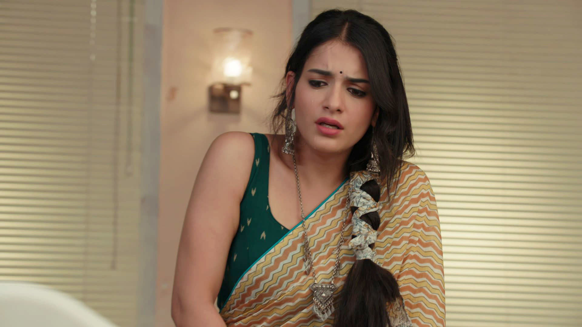 Stream yeh-hai-chahatein Online | Watcho