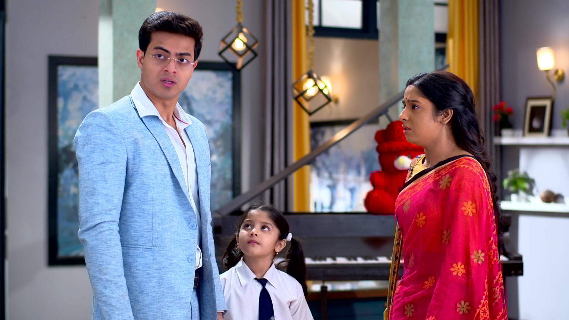 Watch Anurager Chhowa Episode 288 on JioHotstar