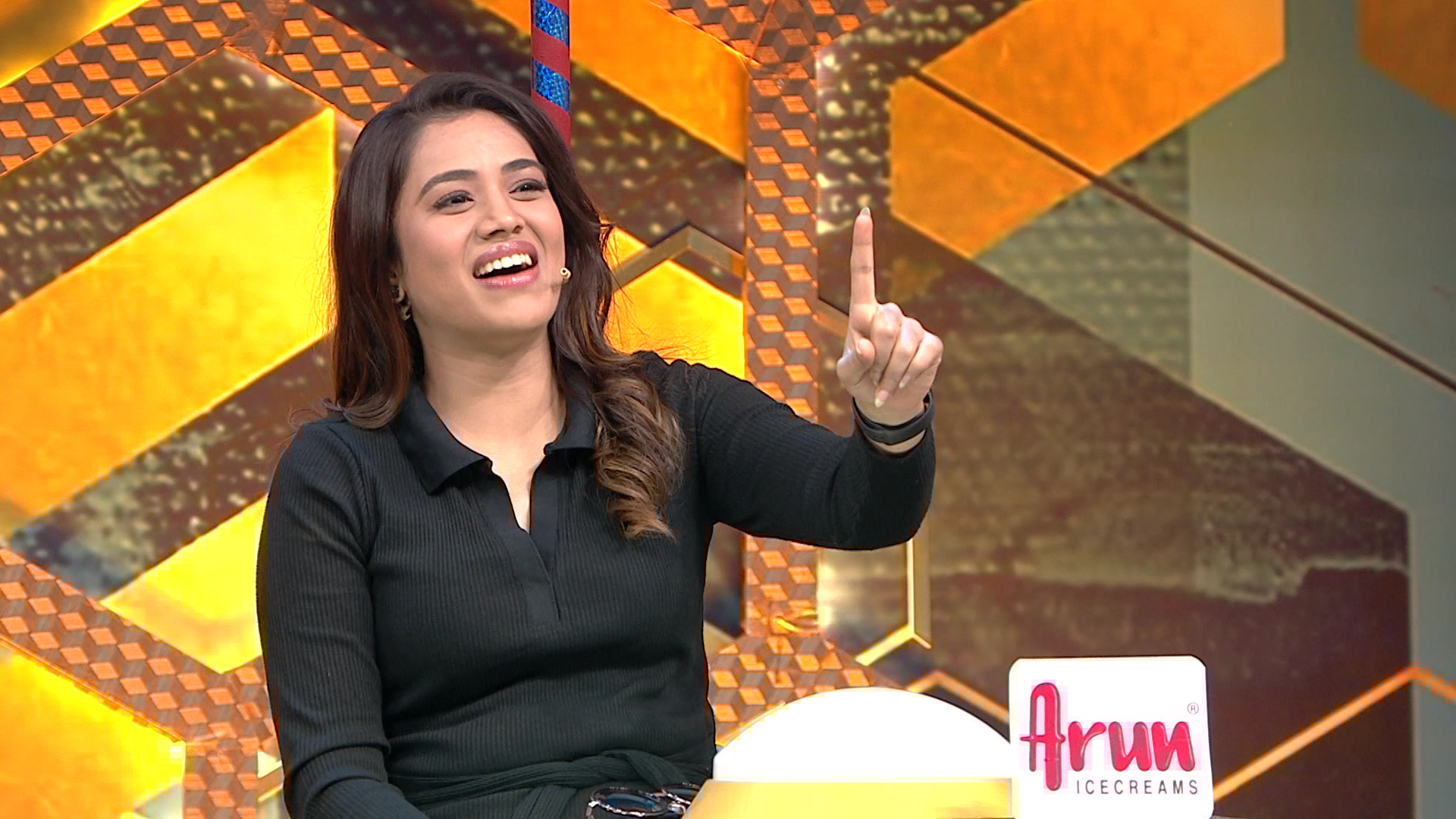 Watch Adhu Idhu Yedhu Episode 14 on JioHotstar