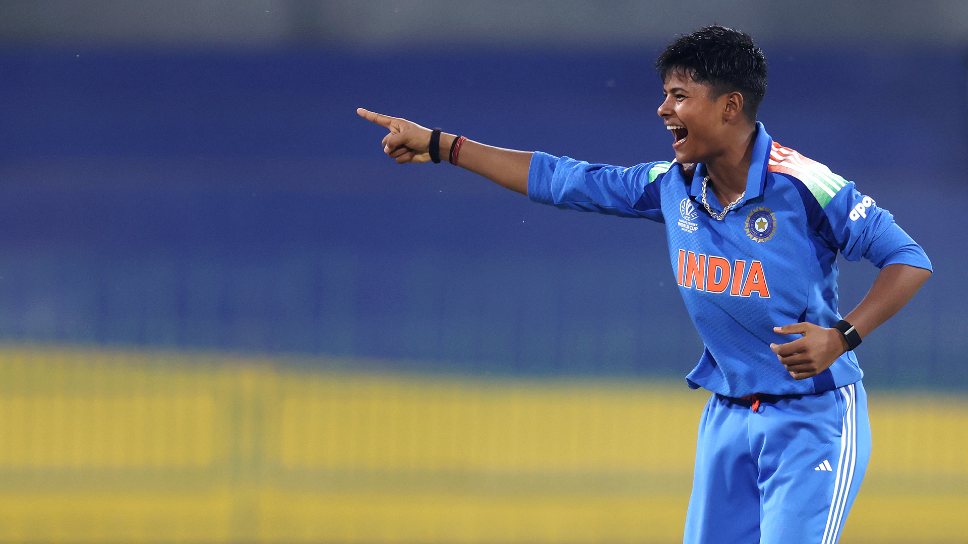 Kranti's 3/20 vs PAK W