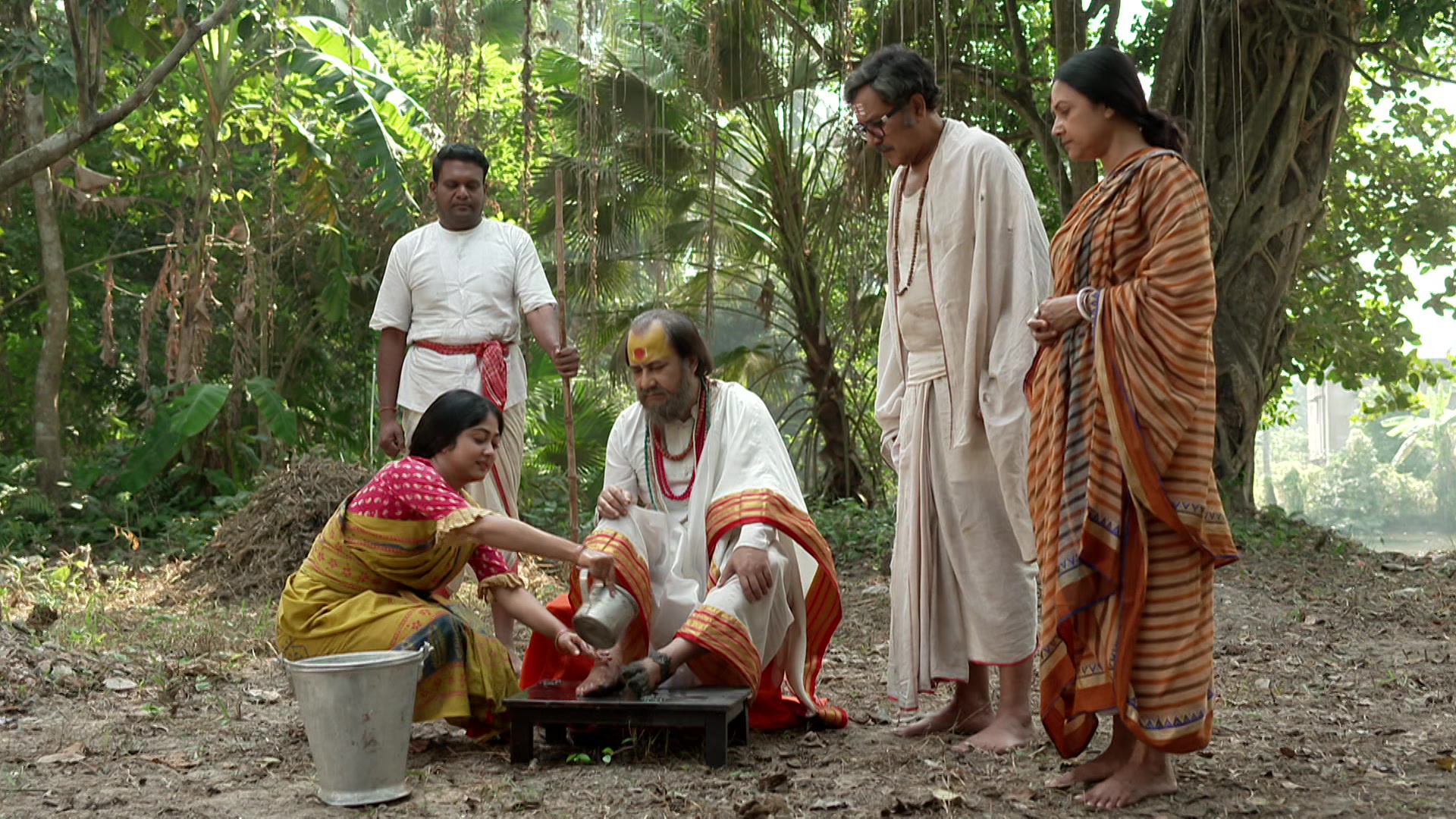 Watch Ponchomi S1 Episode 20 on JioHotstar