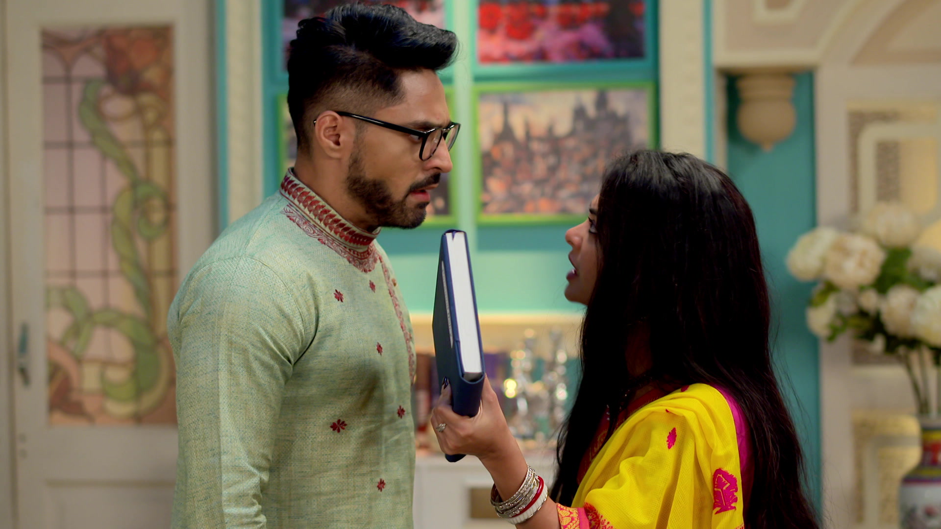 Watch Gaatchora S1 Episode 312 on JioHotstar