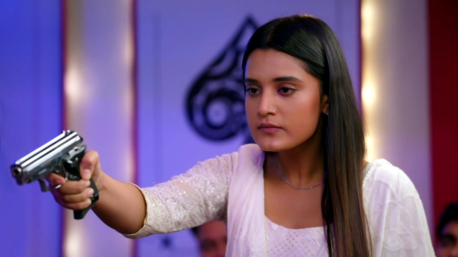Watch Ajooni Episode 268 on JioHotstar