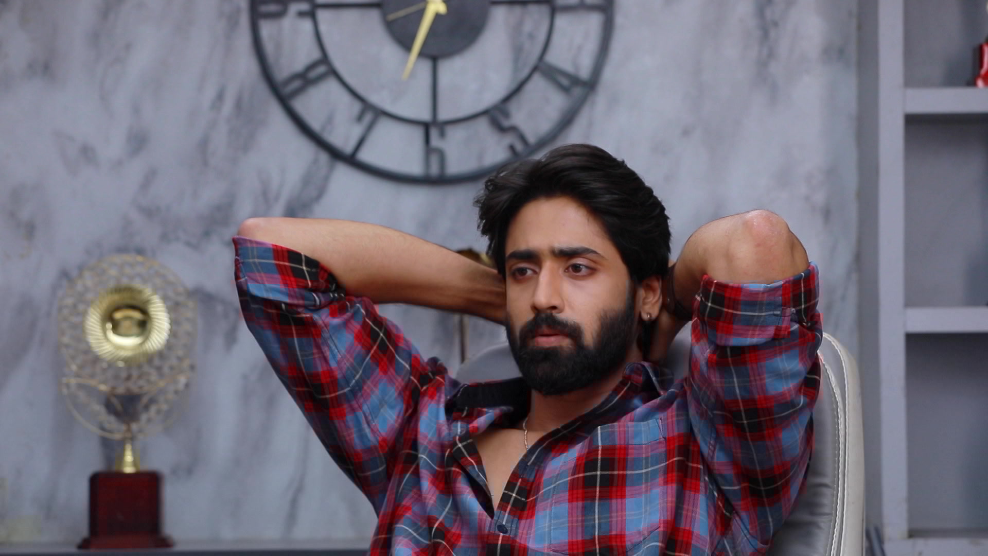 Stream Vijay Confronts Kaveri Season 4 Episode 412 – Vijay Confronts ...