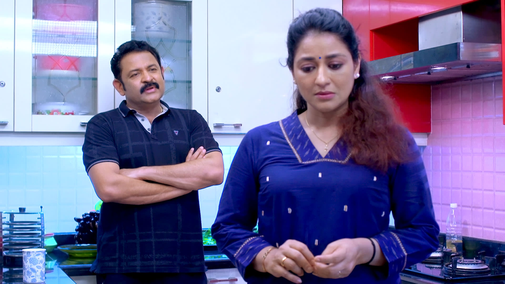 Watch Aadi Opens His Heart to Adhithi Online