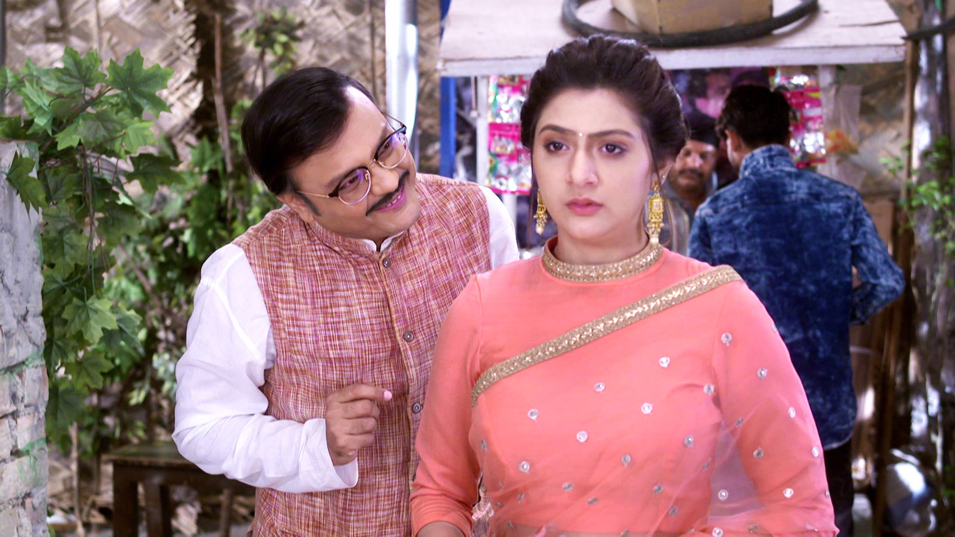 Watch Khelaghor S1 Episode 343 on JioHotstar