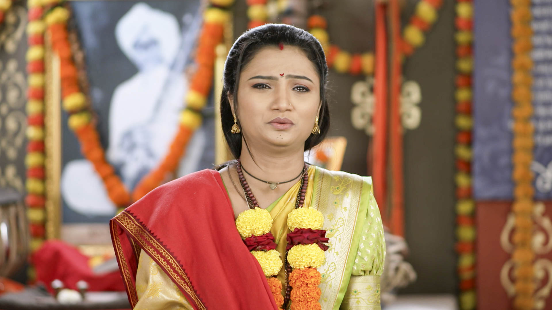 Watch Indrayani Episode 476 on JioHotstar