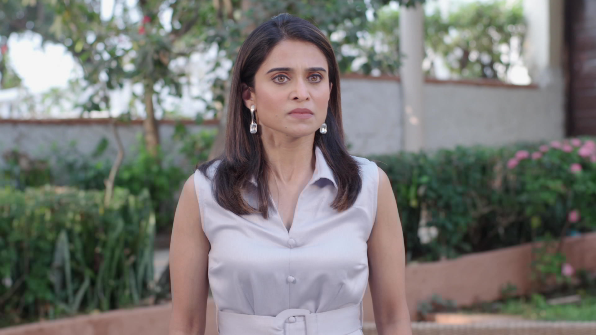 Watch Tharala Tar Mag Episode 453 on JioHotstar