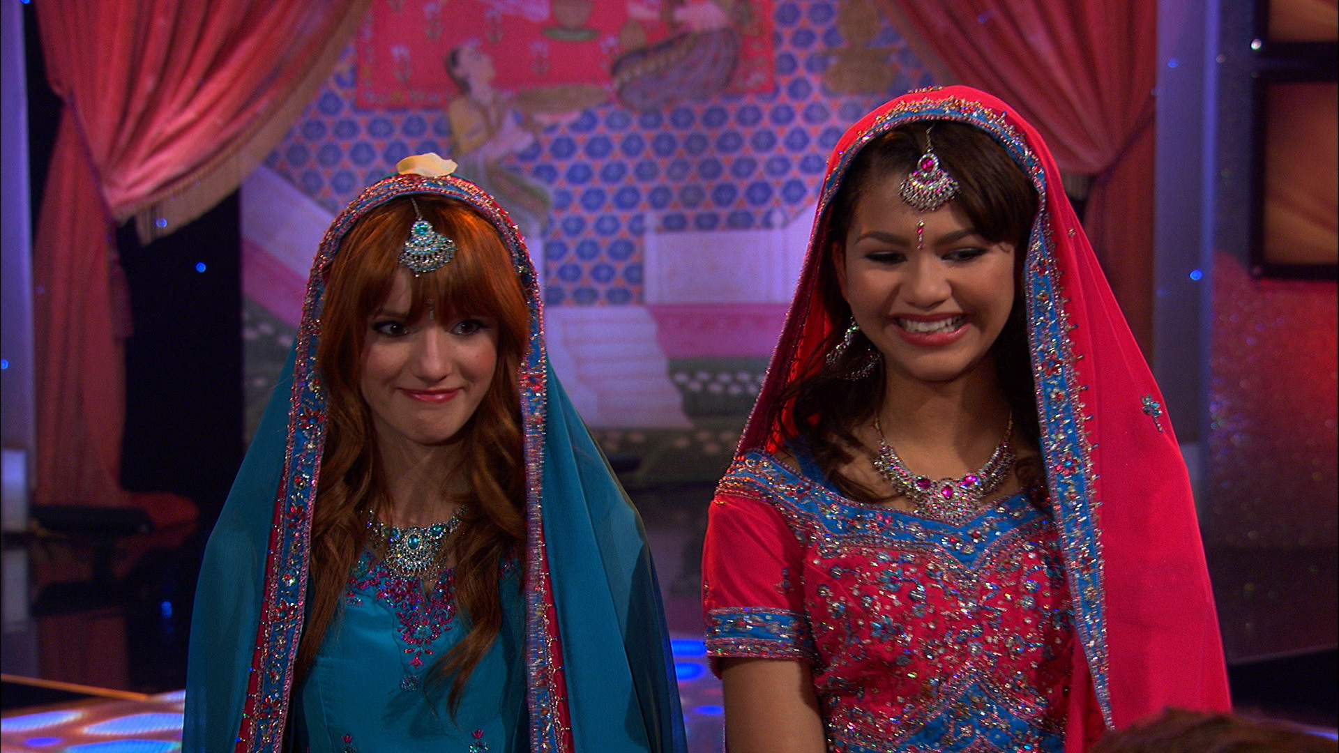Watch Shake It Up Episode 17 on JioHotstar