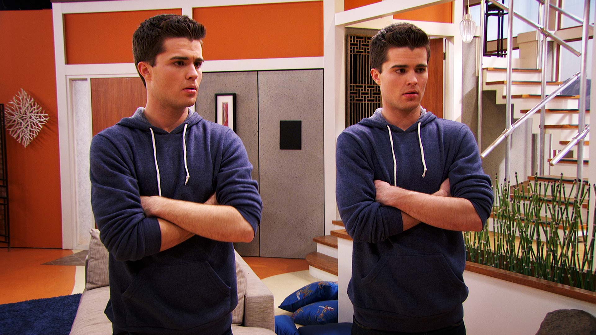 Watch Lab Rats S2 Episode 18 on JioHotstar