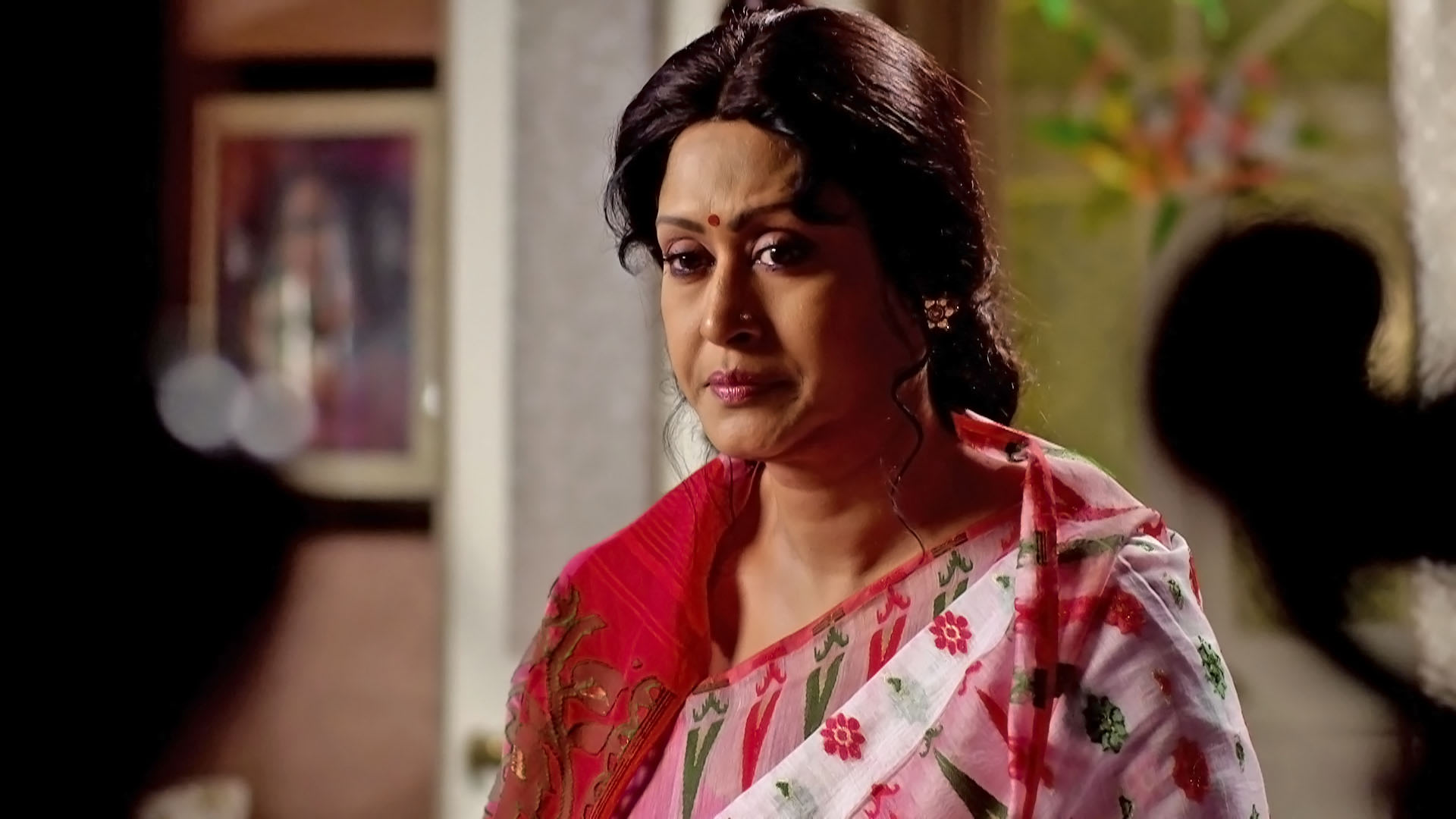 Watch Sreemoyee Episode 407 on JioHotstar