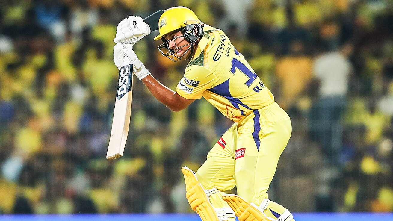 4 Cr! Rachin Returns To CSK