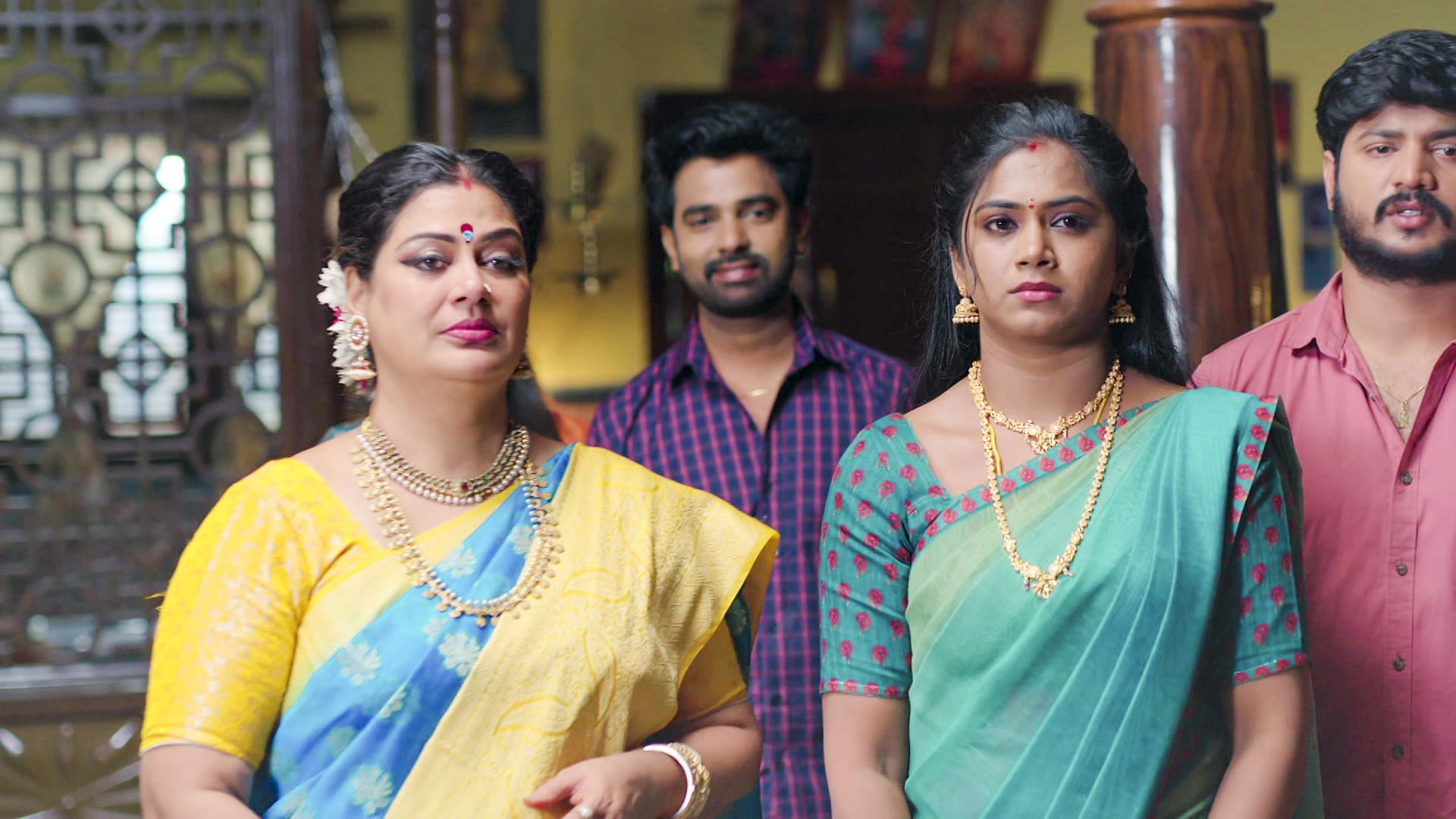 Watch Illu Illalu Pillalu S1 Episode 141 on Disney+ Hotstar