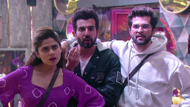 Jay adds fuel to the fire - JioHotstar