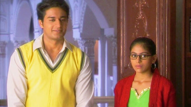 Watch Nee Thanae En Pon Vasantham S1 Episode 10 on JioHotstar