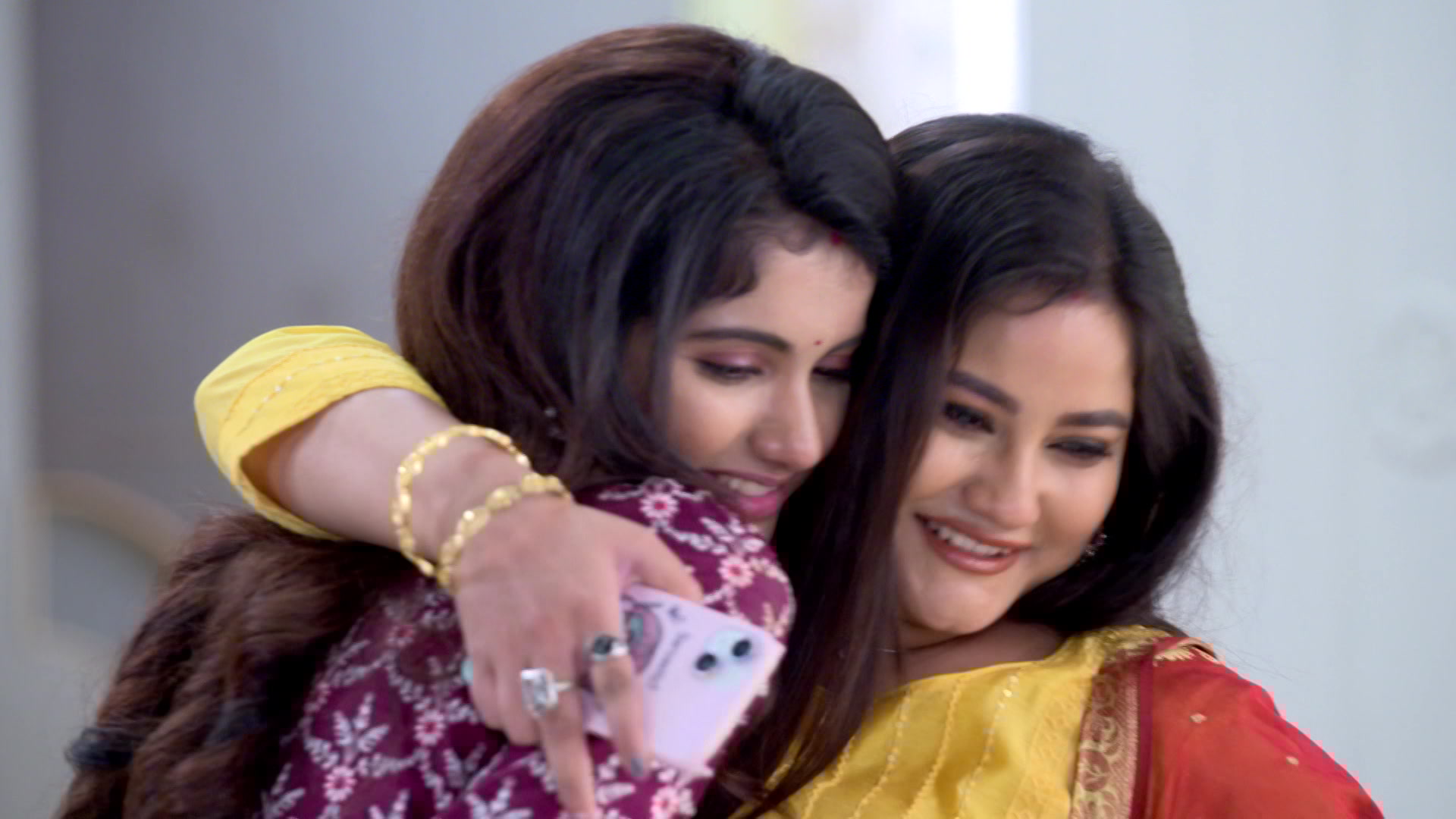 Watch Tomader Rani Episode 272 on JioHotstar