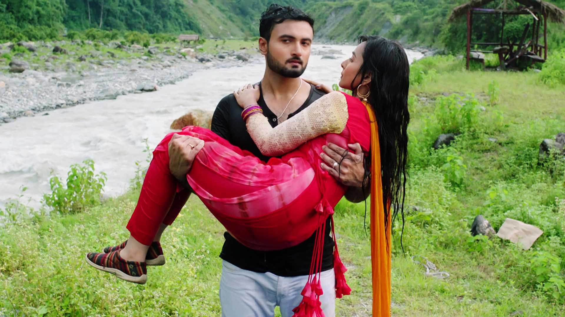 Watch Mon Phagun S1 Episode 2 on JioHotstar