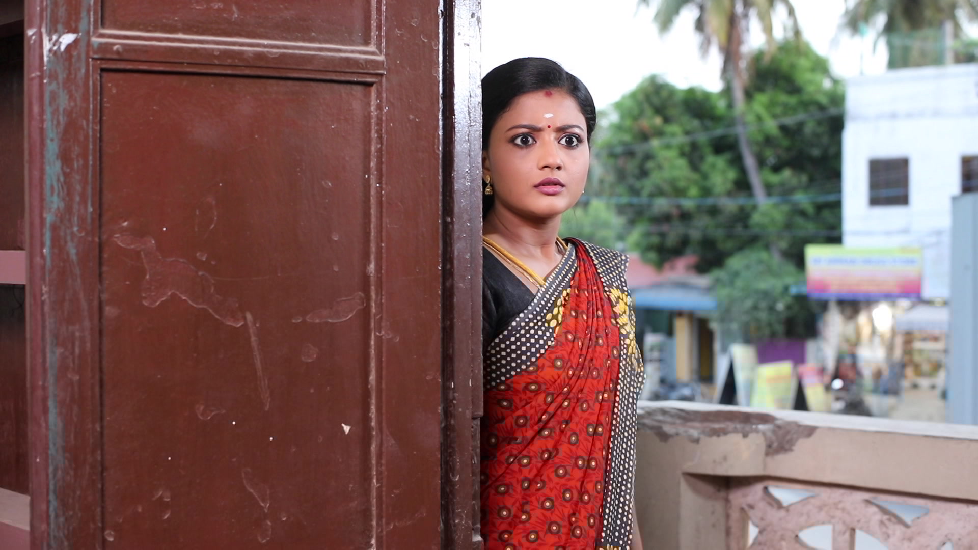Watch siragadikka-aasai All Episodes | Watcho